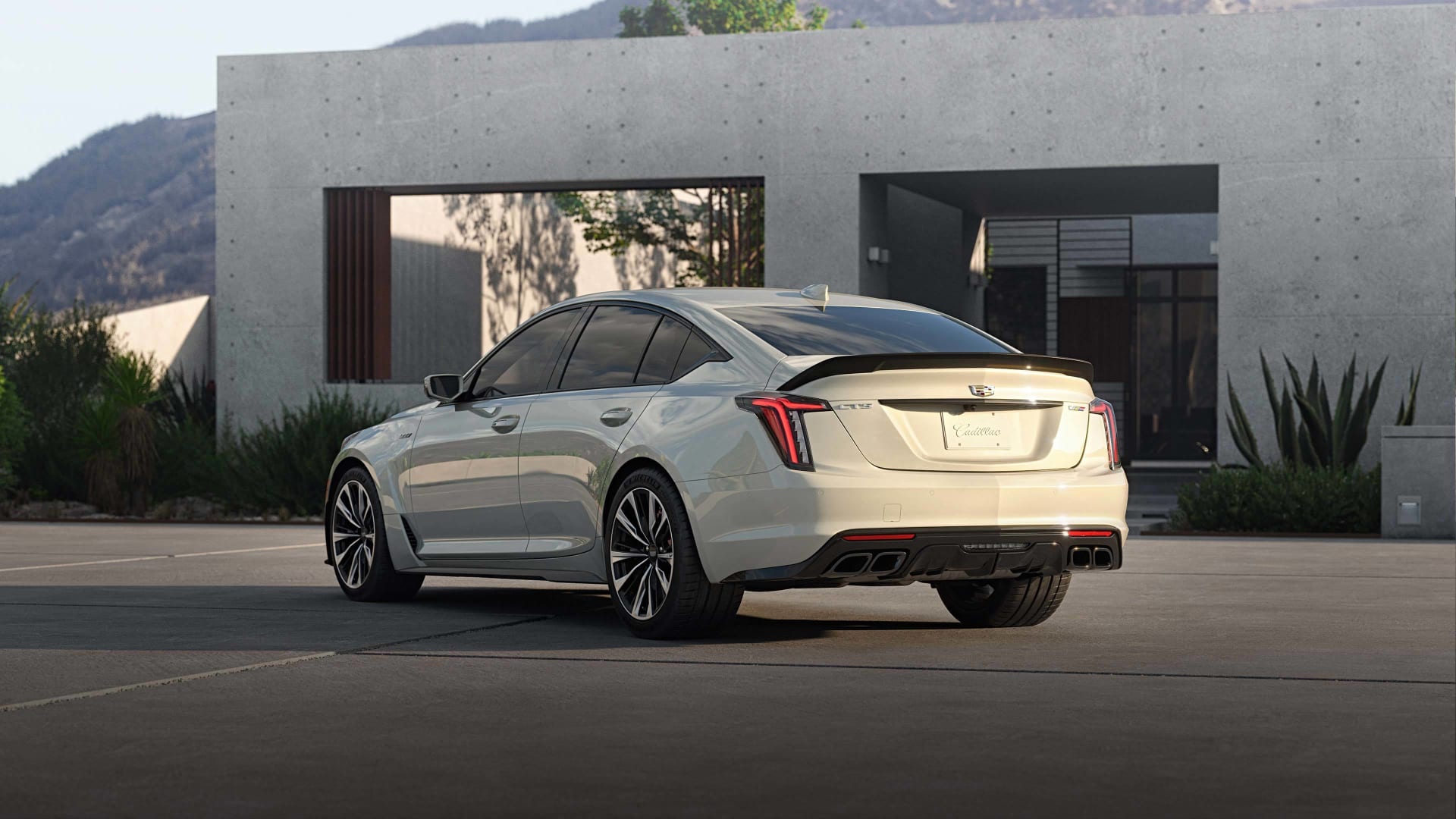 2022 CT5-V Series - Cadillac Digital Brochure