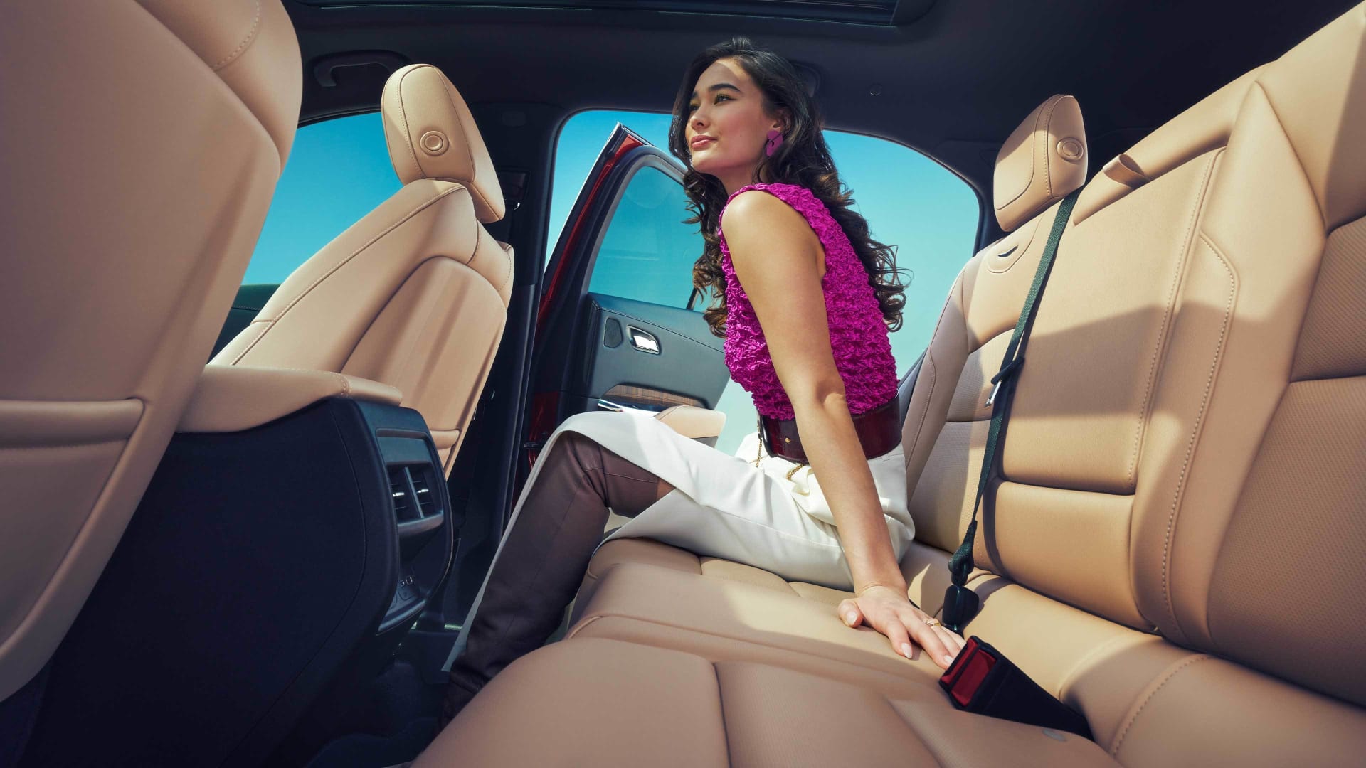 2024 XT4 - Cadillac Digital Brochure