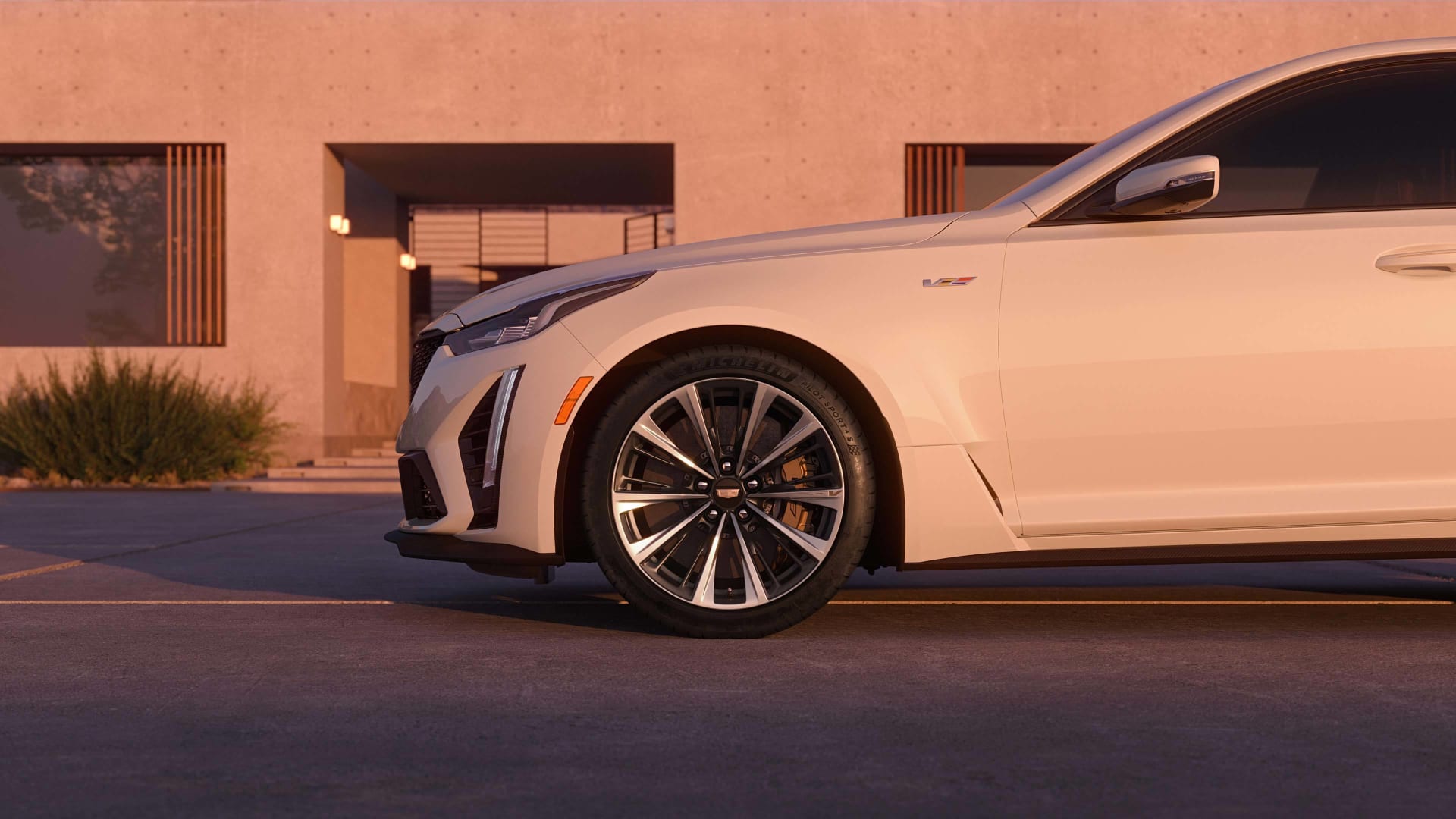 2023 CT5-V Series - Cadillac Digital Brochure